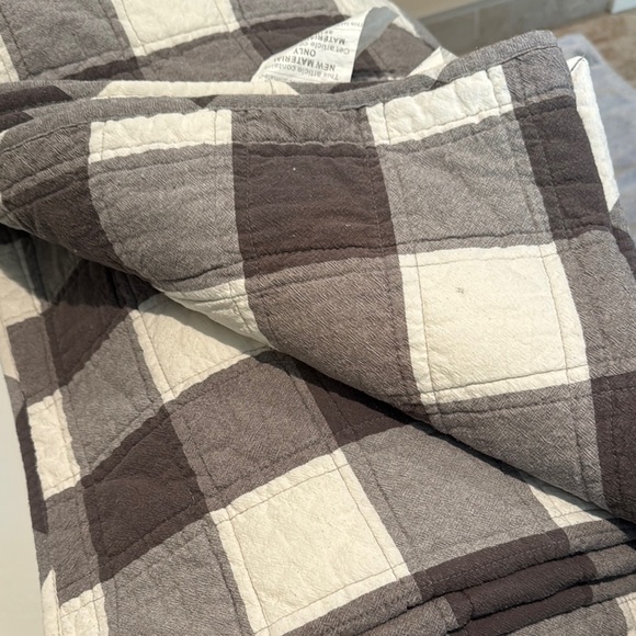 Pottery Barn | Bedding | Pottery Barn Gray And White Buffalo Check ...